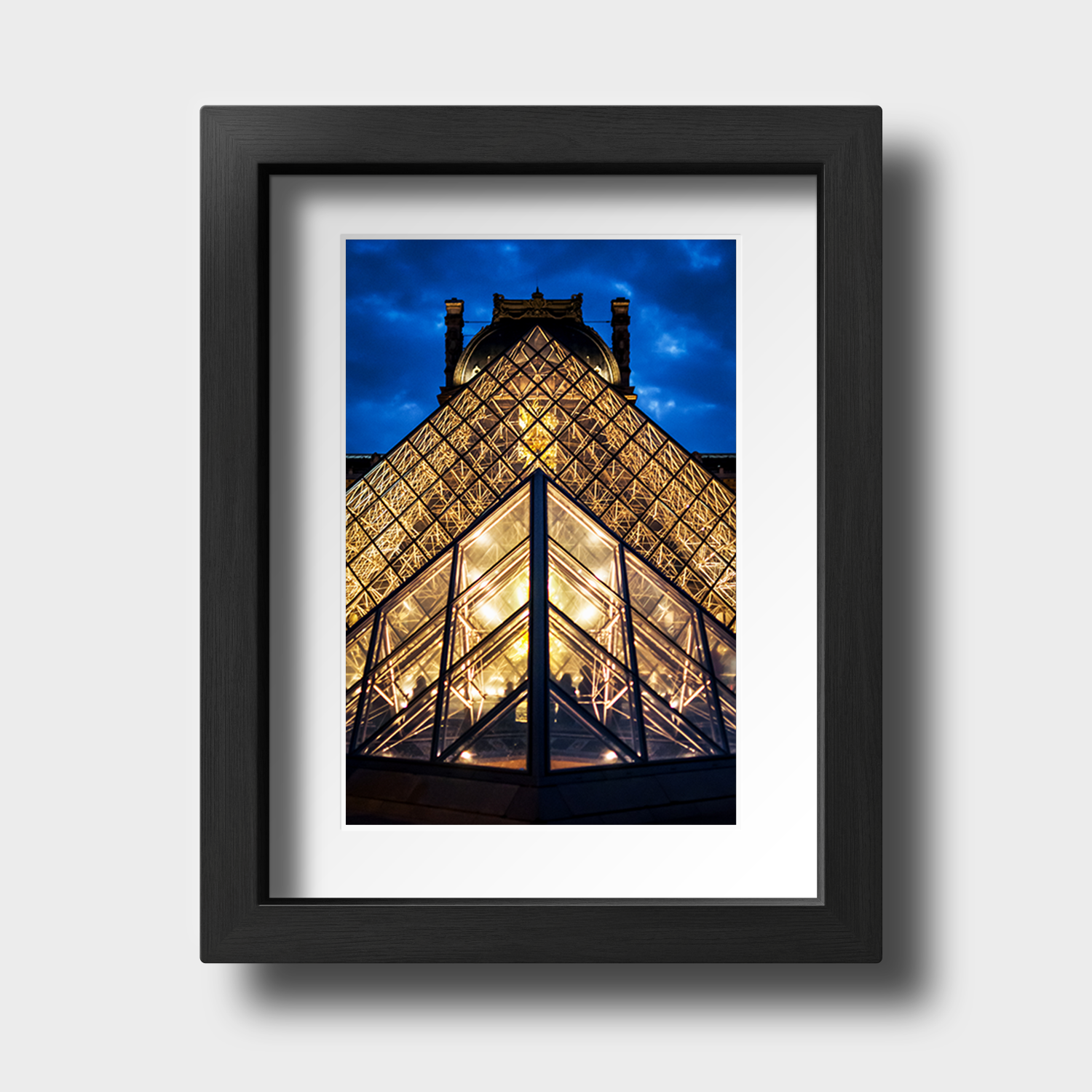 Tirage photo de Paris "Blue Symmetrical Louvre" - Paris – The Artistic Way